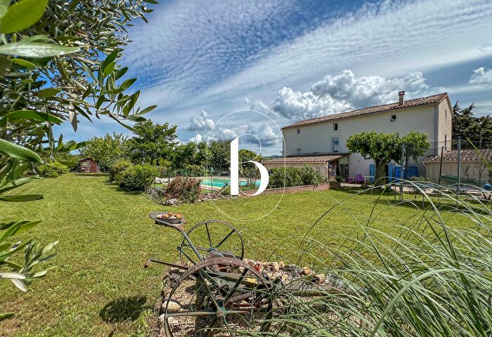 Maison à vendre - Barjac - 11 pièces - 6 chambres