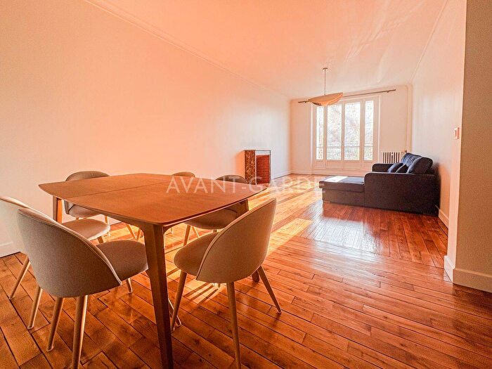 Appartement à louer - Champerret-Berthier, Paris ème arrondissement - 4 pièces - 2 chambres