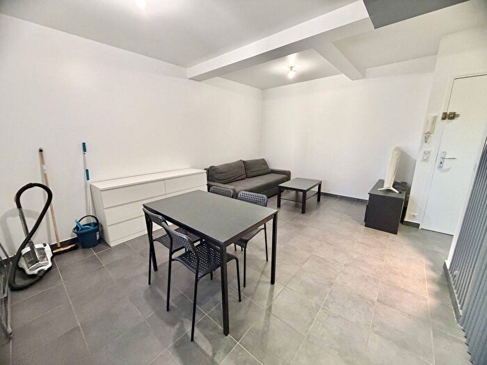 Appartement à louer - Ledru Rollin, Le Perreux-sur-Marne - 1 pièce