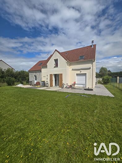 Maison 5 pièces à Savigny-sur-Clairis, à vendre