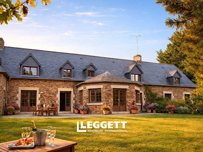 Maison à vendre - Carnet - 12 pièces - 8 chambres