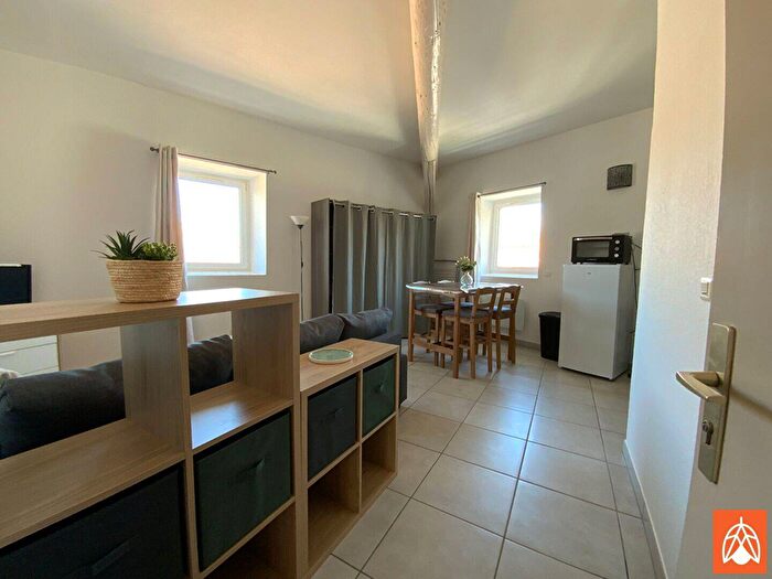 Appartement 1 pièce à louer à Centre Ville, Salon-de-Provence