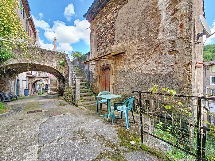 Maison à vendre - Saint-Étienne-Estréchoux - 2 pièces - 1 chambre