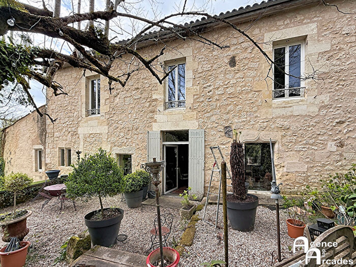Maison à vendre - Frontenac - 8 pièces - 4 chambres