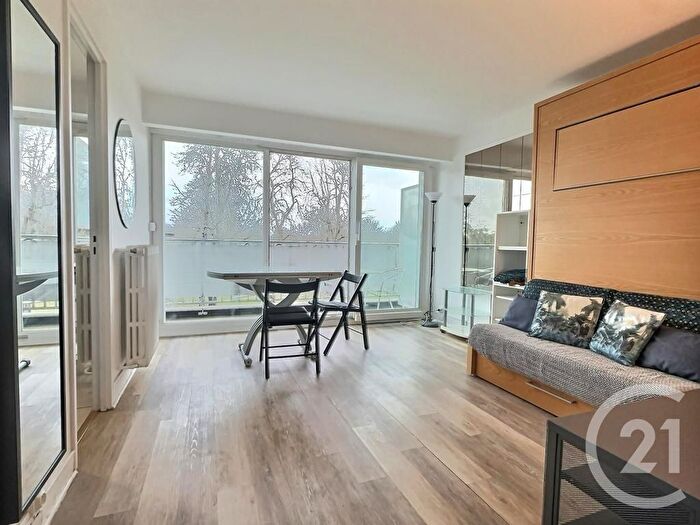 Appartement à louer - Charenton-le-Pont, Plateau de Gravelle - 1 pièce