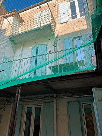 Maison à vendre - Narbonne, Bourg - 8 pièces - 5 chambres