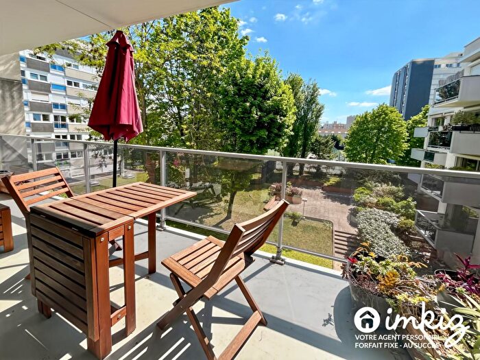 Clichy, République, Victor Hugo : Appartement 3 pièces à vendre