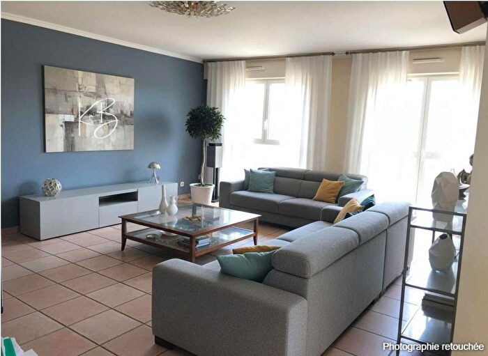 Montigny-le-Bretonneux, Saint-Quentin : Appartement à vendre
