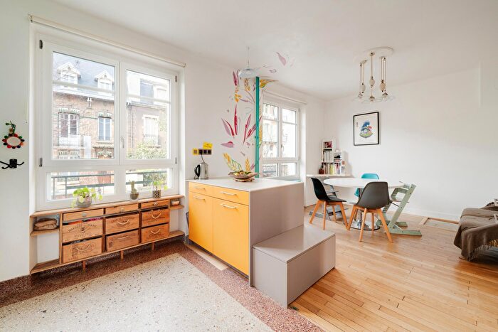 Maison à vendre - Nancy, Poincaré, Foch, Anatole France, Croix de Bourgogne - 10 pièces - 5 chambres