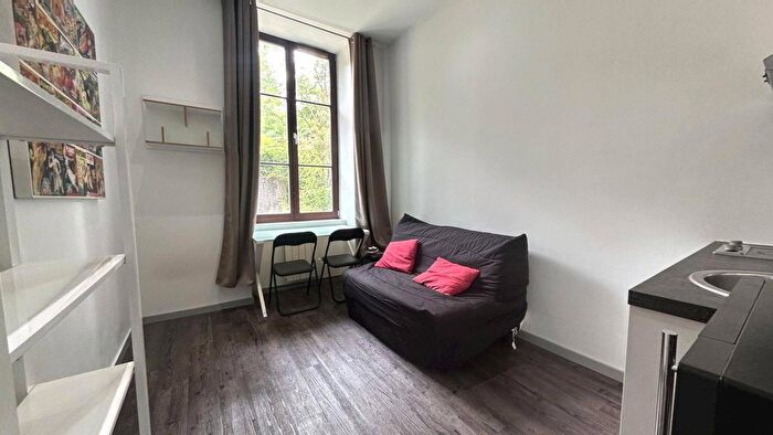Appartement à louer - Saint Rambert, Lyon ème arrondissement - 2 pièces - 1 chambre