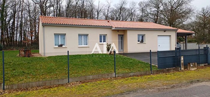 Maison à vendre - Taizé-Aizie - 4 pièces - 4 chambres