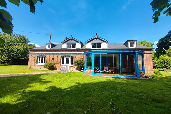 Beaumont-le-Roger : Maison 6 pièces à vendre