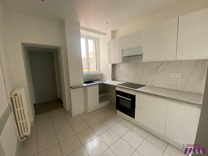 Appartement à louer - Belfort, Centre-ville, Fb de Montbéliard - 3 pièces - 2 chambres