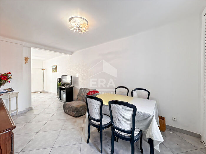 Marseille 4ème, Chutes Lavie - Appartement 3 pièces à vendre