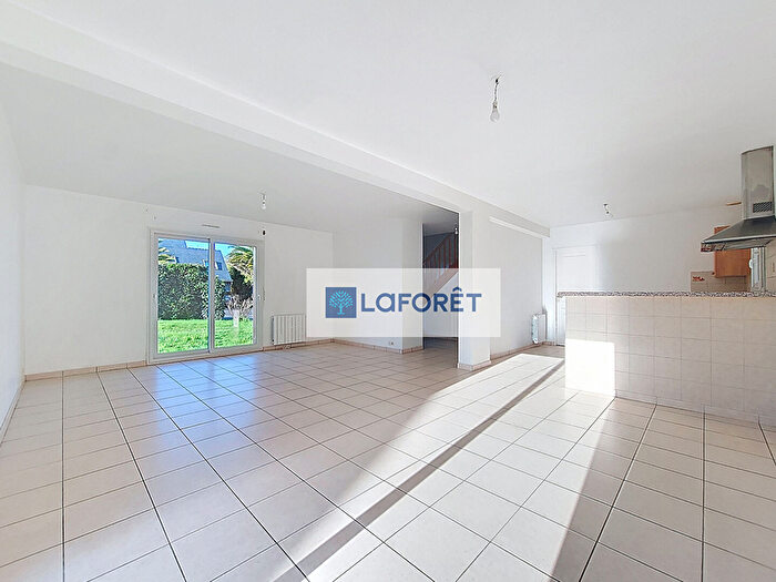 Maison à louer - Locmaria-Plouzané - 6 pièces - 4 chambres