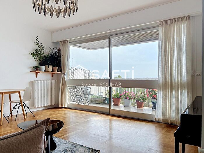 Garches, Buzenval : Appartement 3 pièces à vendre