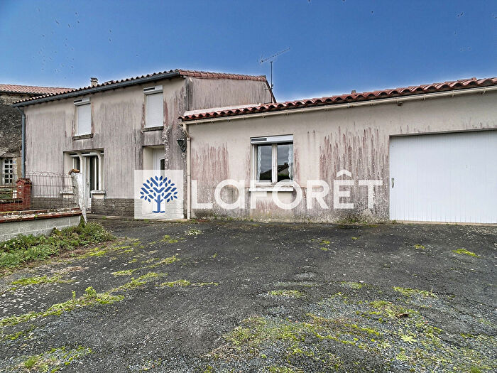 Maison à vendre - Loge-Fougereuse - 4 pièces - 2 chambres