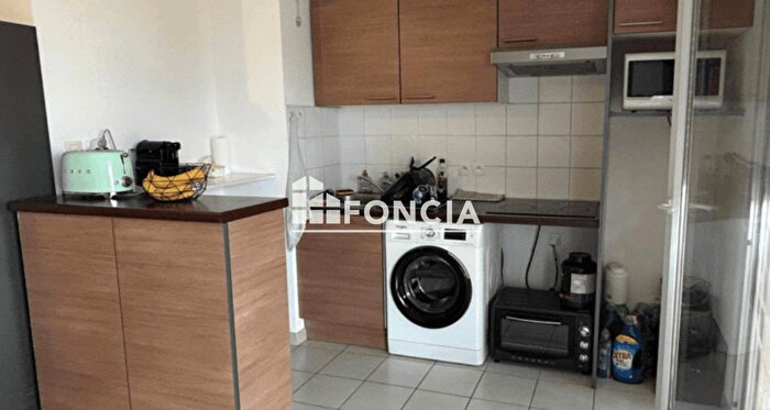Appartement 2 pièces à Carpentras, Ouest, à vendre