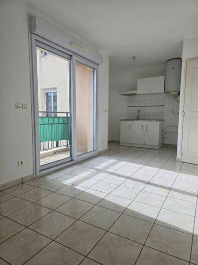 Appartement à louer - Centre Ville-Peyron, La Seyne-sur-Mer - 1 pièce