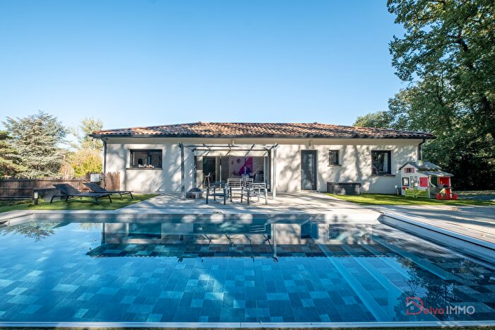 Maison à vendre - Aureville - 5 pièces - 4 chambres