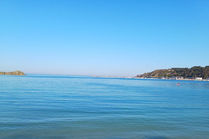 Maison à vendre - Erquy - 8 pièces - 6 chambres