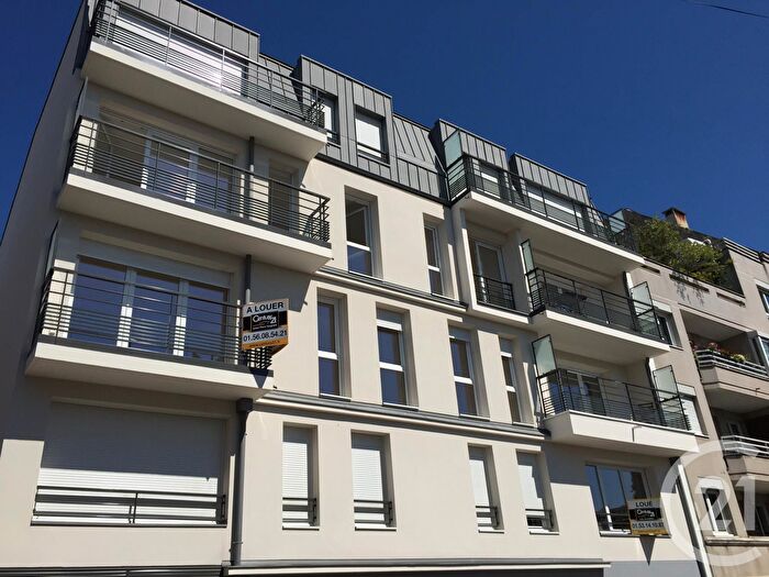 Appartement à louer - Le Kremlin-Bicêtre, Les Coquettes, Les Plantes - 2 pièces - 1 chambre