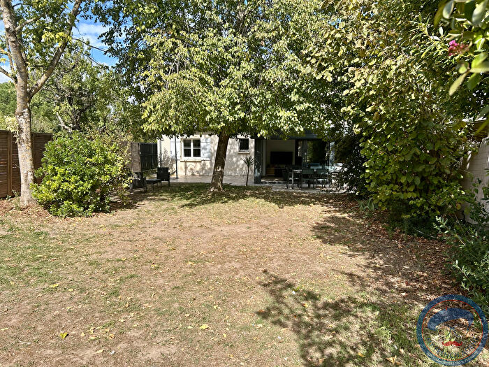 Montlouis-sur-Loire : Maison 4 pièces à vendre