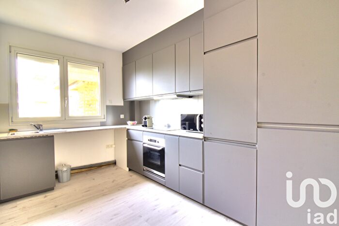 Maisons à vendre et appartements à louer - 1