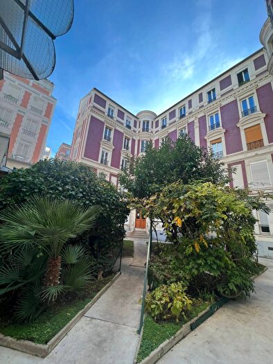 Appartement à louer - Levallois-Perret - 2 pièces - 1 chambre