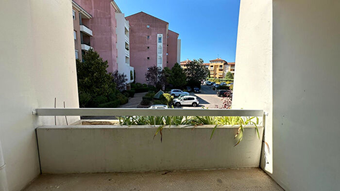 Aix-en-Provence, Jas de Bouffan : Appartement 1 pièce à louer