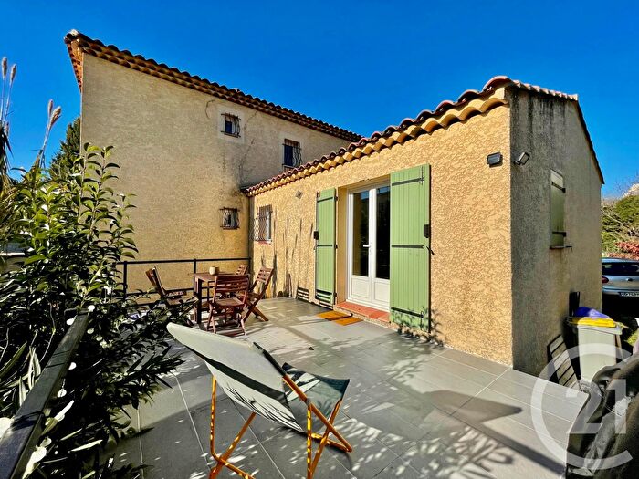 Maison à louer - Marseille e , Château-Gombert - 2 pièces - 1 chambre