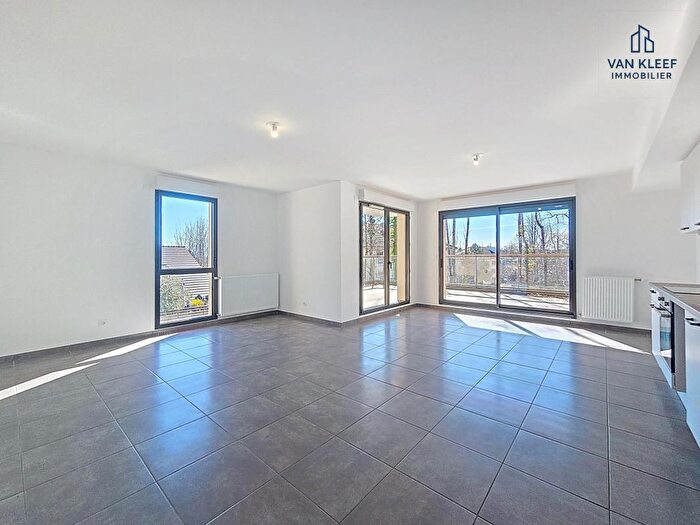 Appartement à vendre - Divonne-les-Bains - 5 pièces - 4 chambres