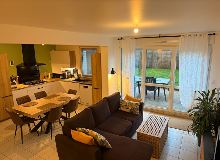 Maison 4 pièces à Véretz, à louer