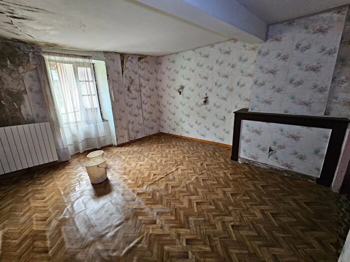 Maison à vendre - Axat - 12 pièces - 2 chambres