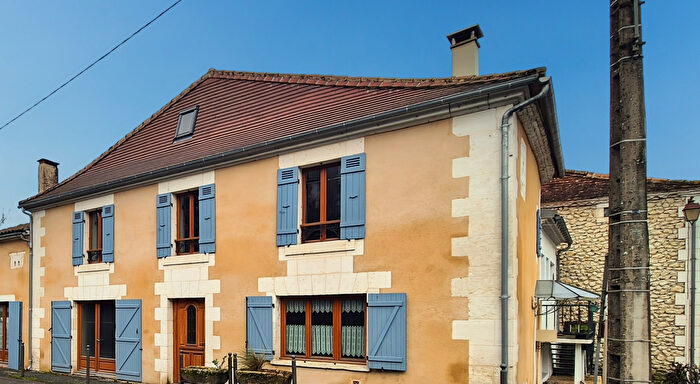 Maison à vendre - Saint-Méard-de-Drône - 9 pièces - 3 chambres