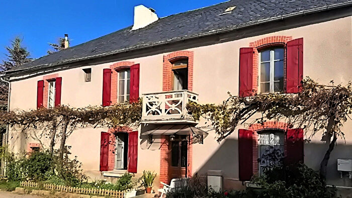 Maison 8 pièces à vendre à La Salvetat-Peyralès