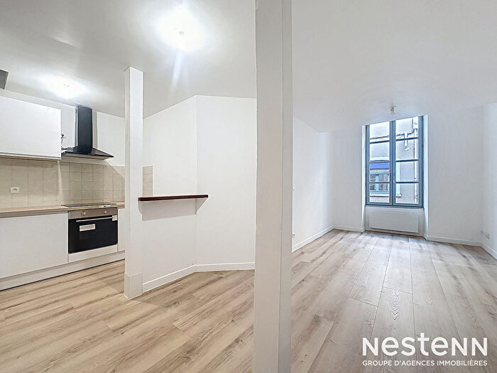 Appartement à louer - Mirande - 3 pièces - 2 chambres