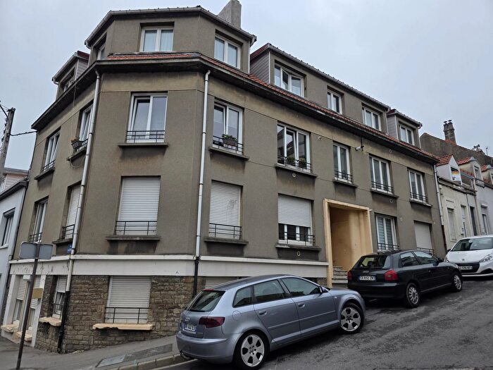 Appartement 3 pièces à Boulogne-sur-Mer, Saint-Pierre, à louer