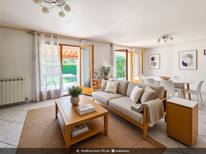 Maison 6 pièces à Mollégès, à vendre