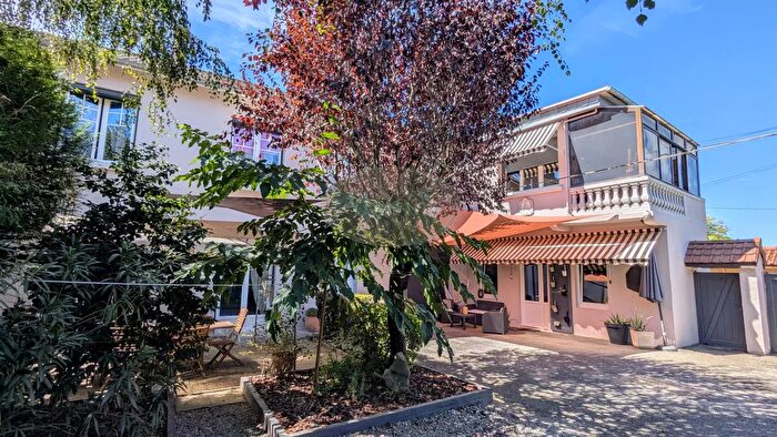 Maison à vendre - Tournay - 6 pièces - 4 chambres