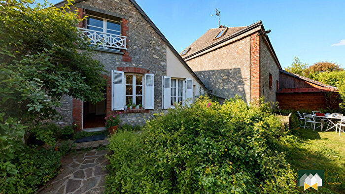 Maison à vendre - Theuville - 4 pièces - 3 chambres