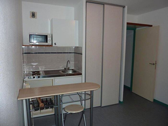 Appartement 1 pièce à Colline des Pères-Tardy, Saint-Étienne, à louer