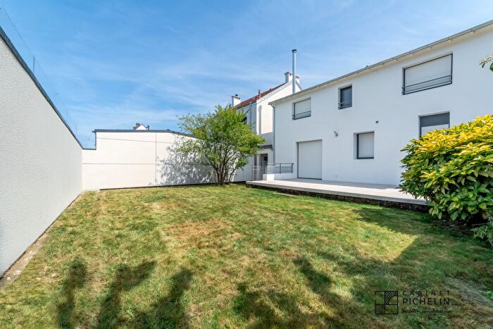 Maison 6 pièces à Nantes, Longchamp, Rond-Point de Rennes, Perverie, Américains, à louer