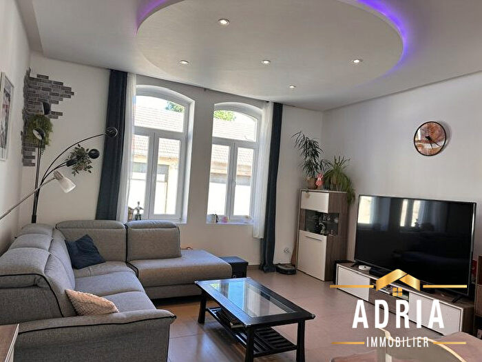 Maisons à vendre et appartements à louer - 3