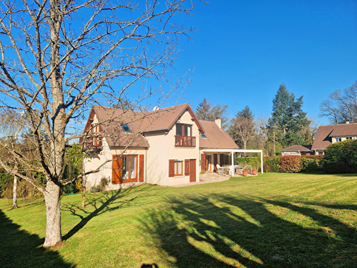 Maison à vendre - Jouars-Pontchartrain - 6 pièces - 3 chambres