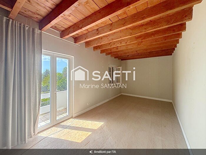 Appartement 8 pièces à Thorens-Glières, à vendre