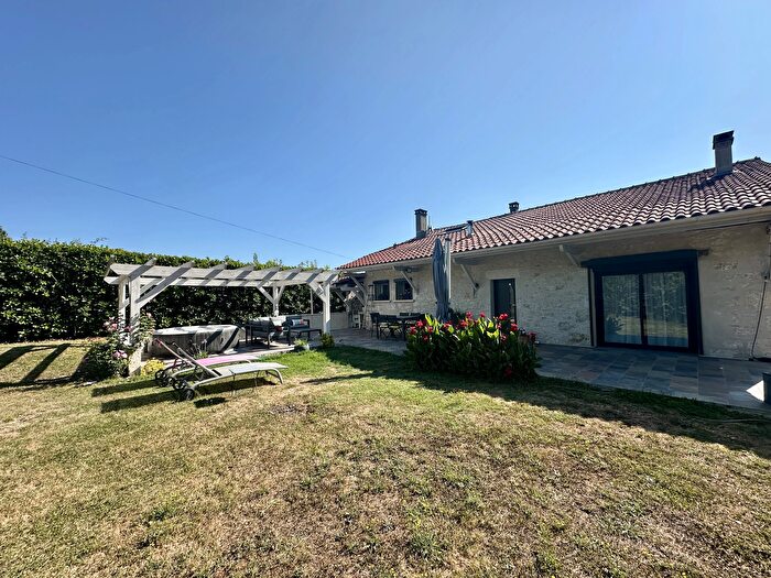 Maison à vendre - Eymet - 5 pièces - 2 chambres