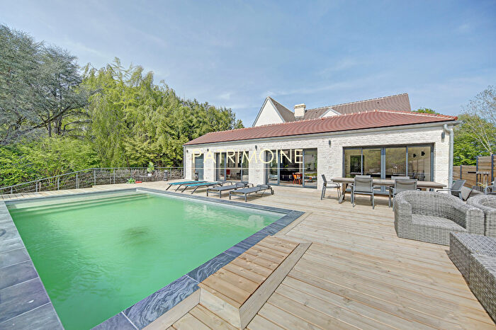 Maison 9 pièces à vendre à Grosrouvre