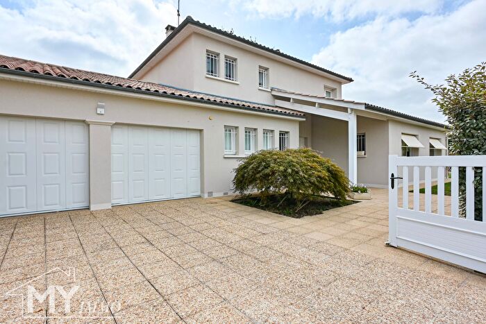 Maison 8 pièces à Marmande, à vendre