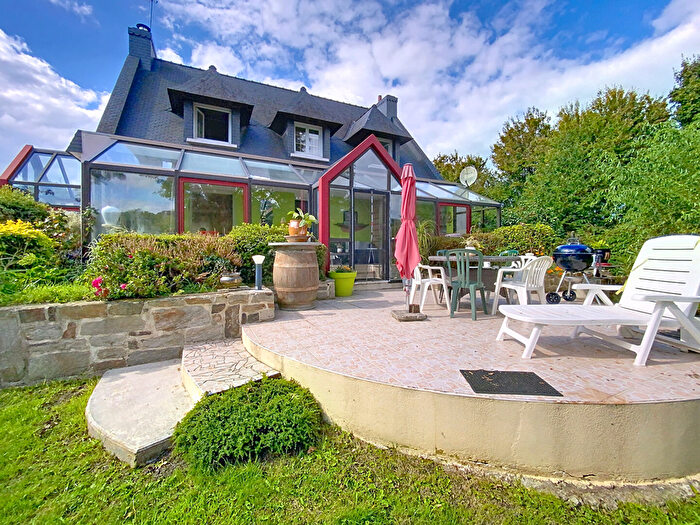 Maison à vendre - Cléguer - 8 pièces - 4 chambres